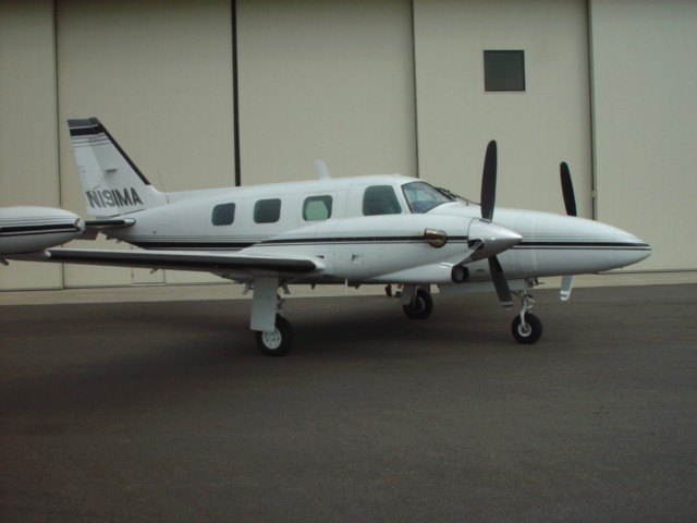 Piper Pa31 / Pa42 Navaho Chieftain Cheyenne Aircraft history ...
